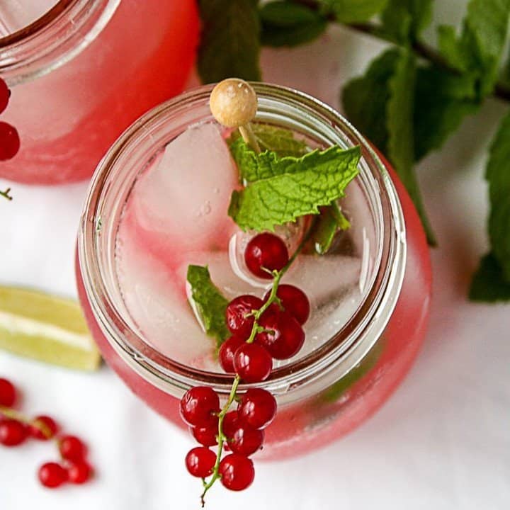 Red Currant Mojito, Easy Cocktail Recipe - The Food Blog