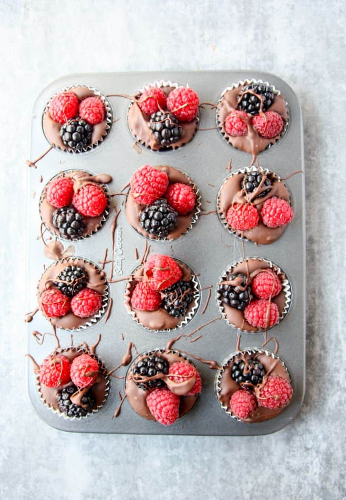 Chocolate Berry Cups-Easy Homemade Treats - The Food Blog
