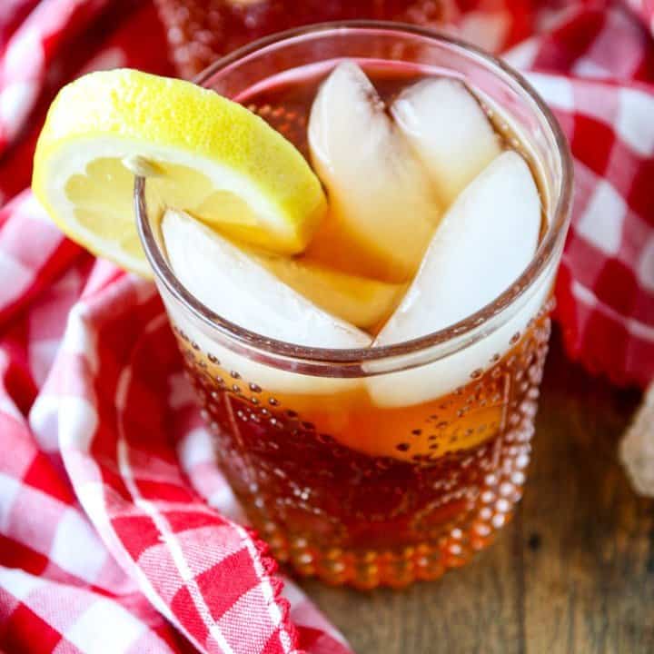 Spiked Iced Tea Rum Cocktail Recipe - The Food Blog
