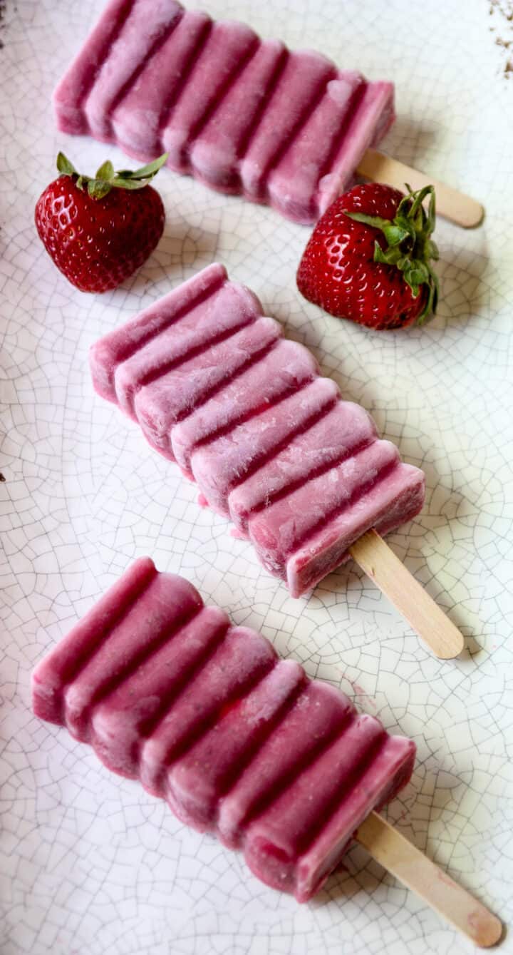 Strawberry Popsicles (No Sugar) - The Food Blog