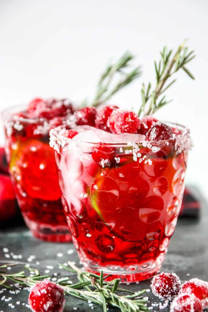 Simple Mistletoe Margarita - The Food Blog