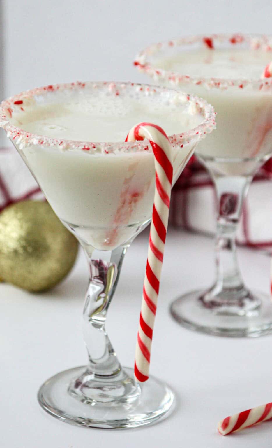 Candy Cane Martini - The Food Blog